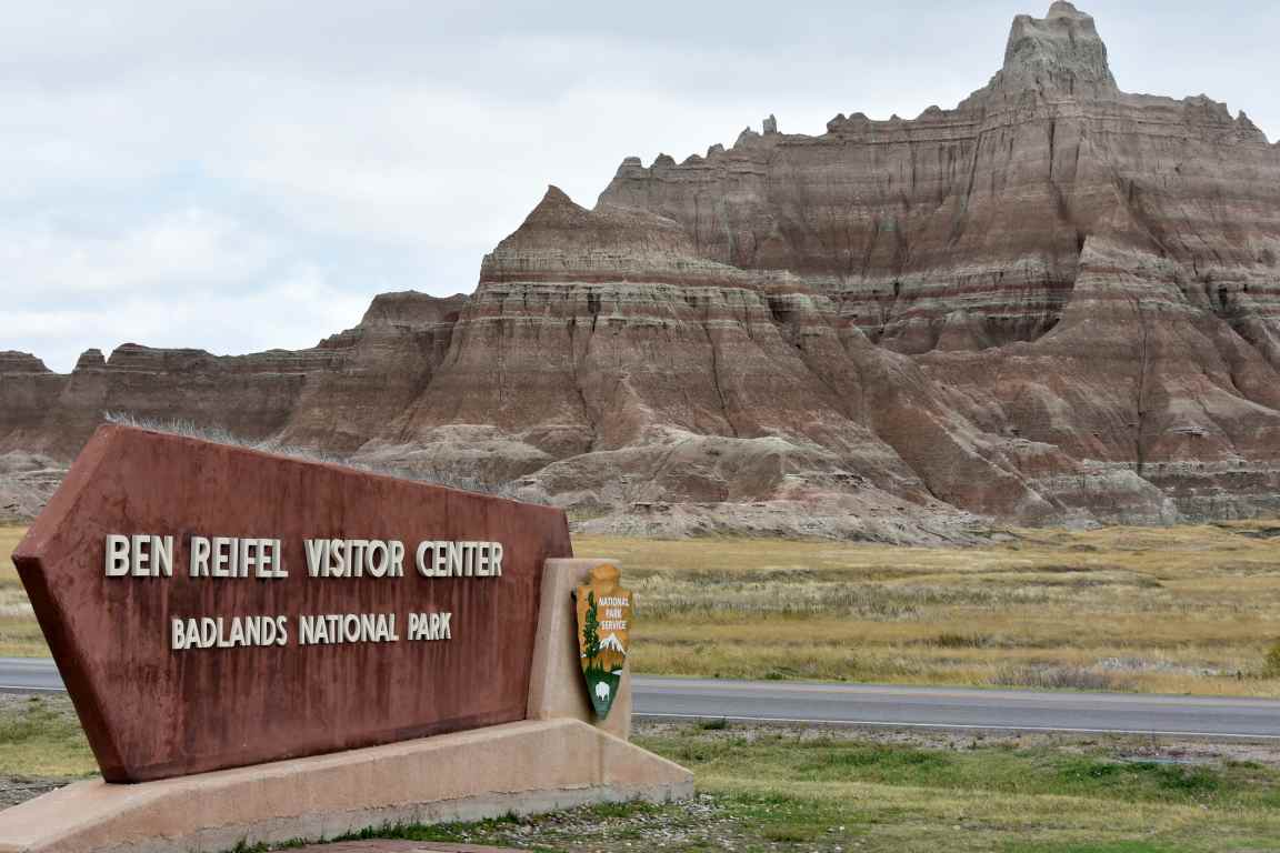 WOW-Lands at the BadLands – Ramblin Recks – Living Our Dream